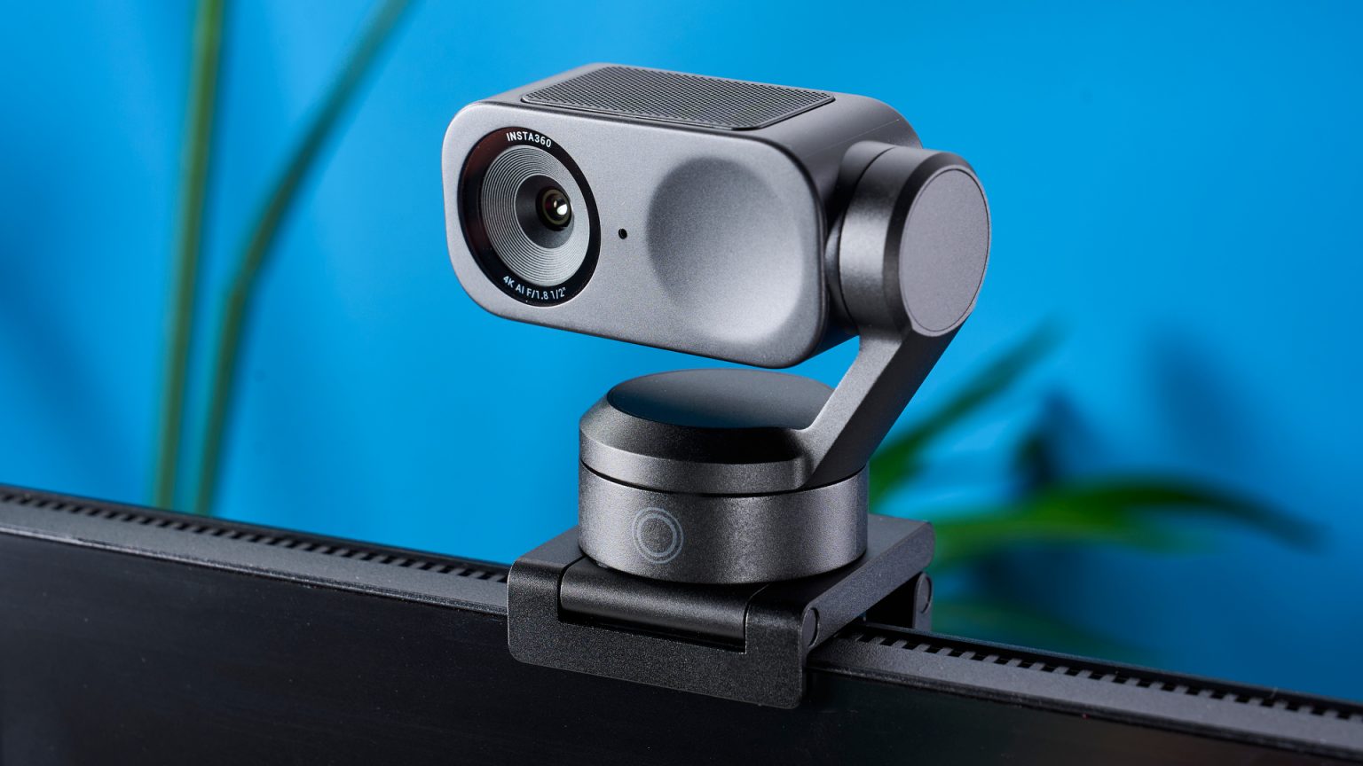 Insta360 Ra Mắt Webcam Link 2 Và Link 2C Hỗ Trợ AI Hiện Đại